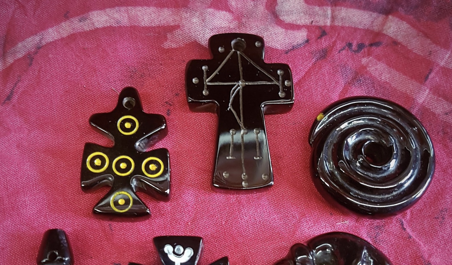 The history of Whitby Jet, from the Neolithic up to the modern day.