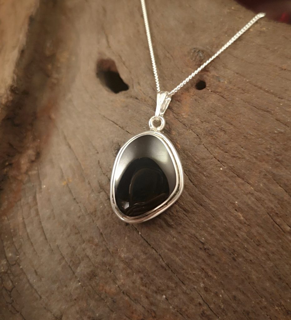 Medium Freeform Pendant - The Ebor Jetworks