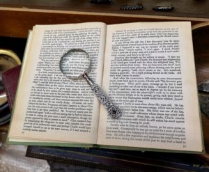 Whitby Jet Magnifying Glass | Whitby Jet Gift Ware
